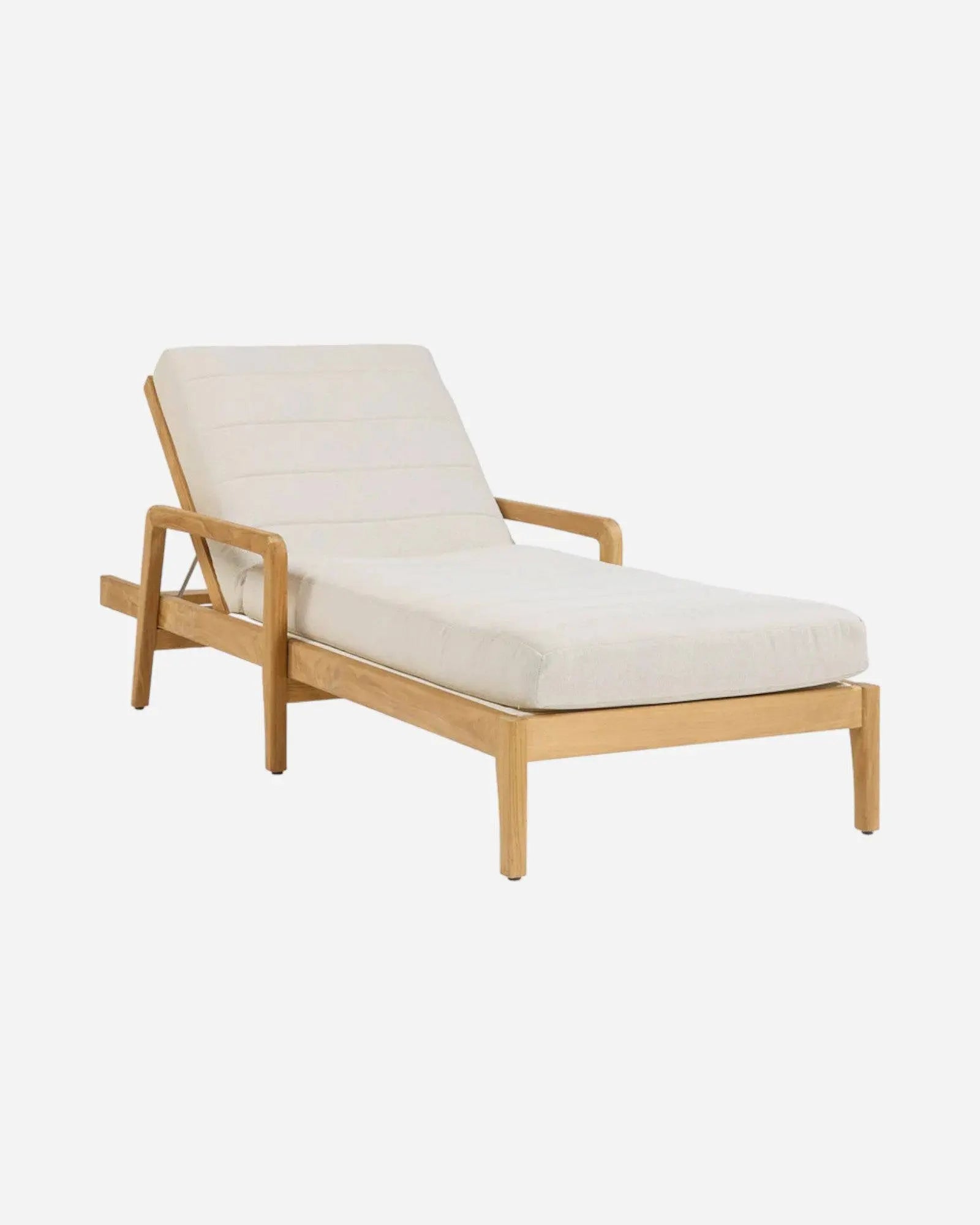 NOYA Lounge chair – Maison Olive